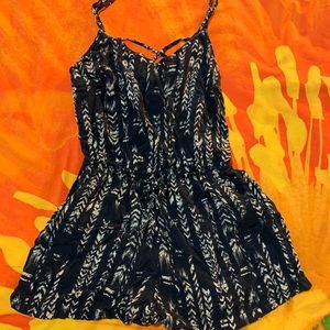 Pants & Jumpsuits | Comfy Forever 21 Romper | Poshmark